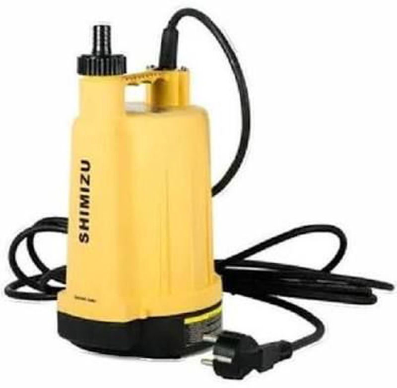 Pompa air mancur taman