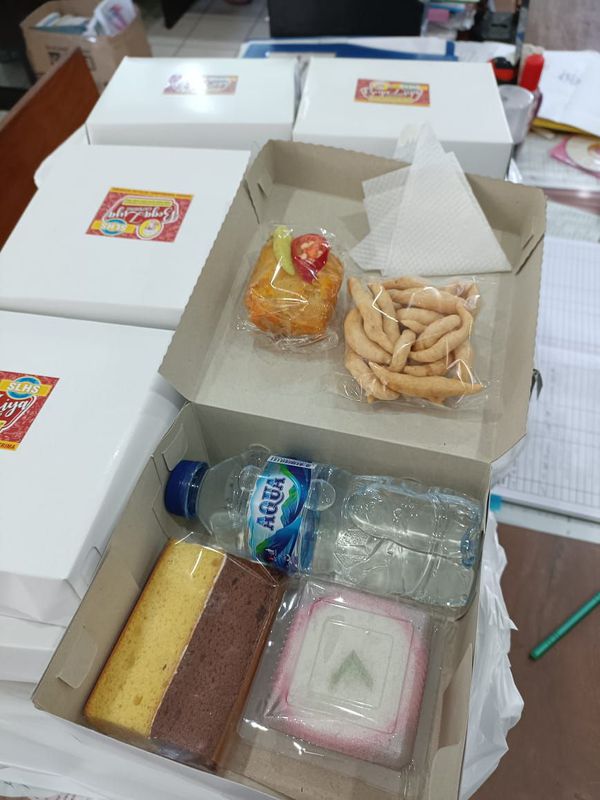 SNACK KOTAK