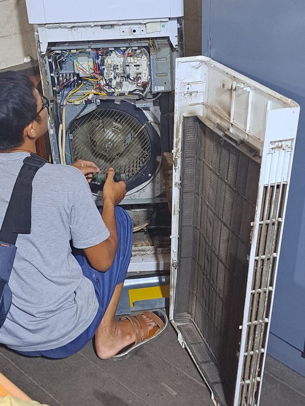 JASA CUCI AC STANDING 2,5 PK