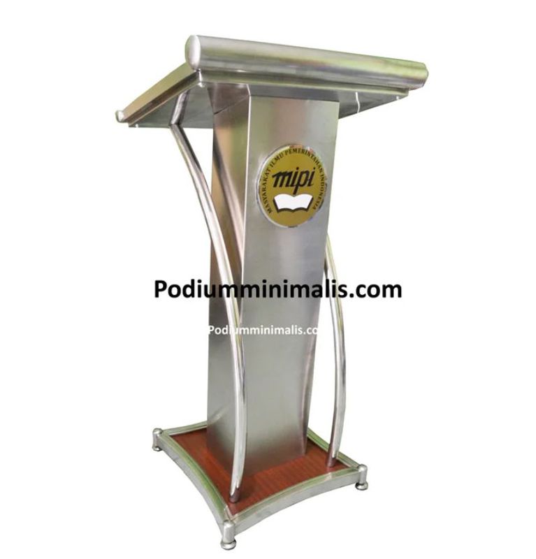 podium minimalis pidato