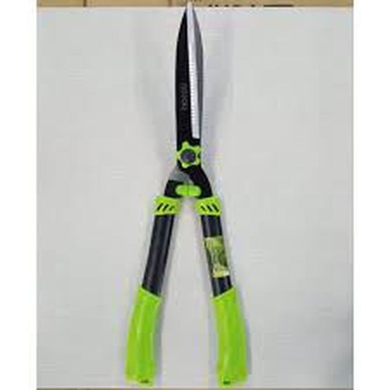 Gunting Rumput Besar