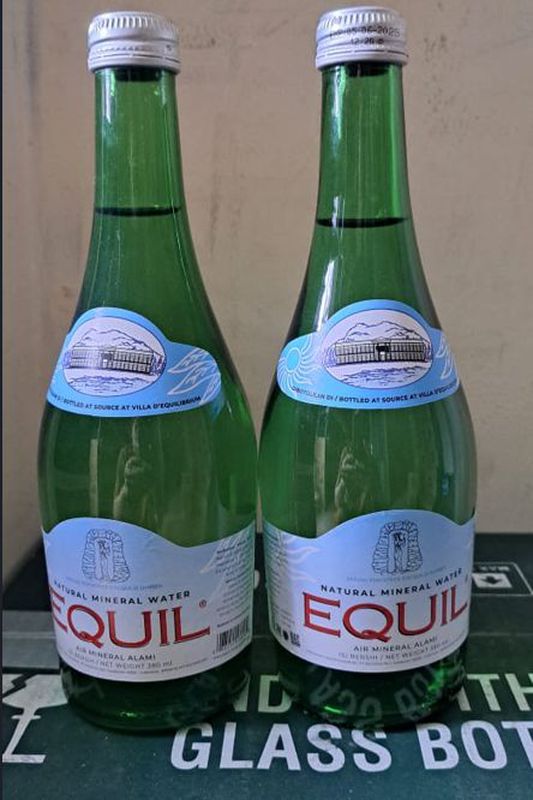Equil Natural Mineral Water - Dus isi 12 botol 380 ml