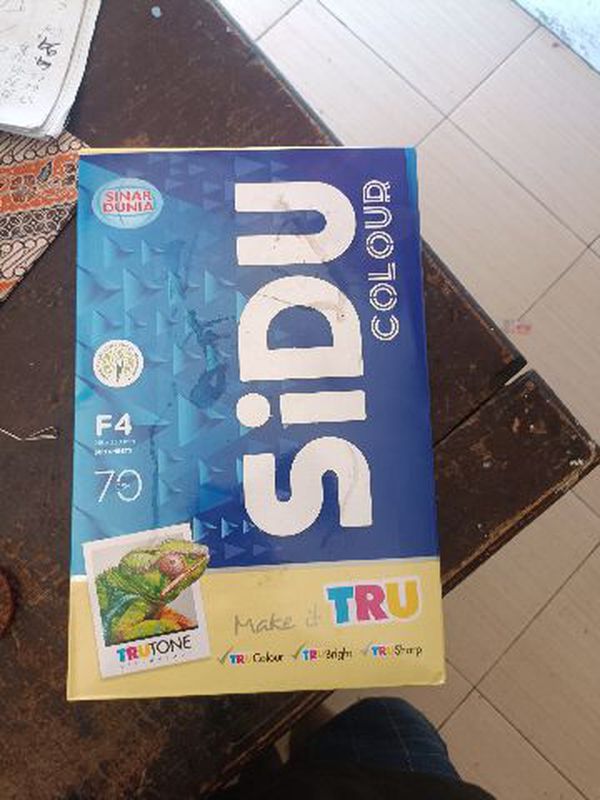 kertas warna - Merah