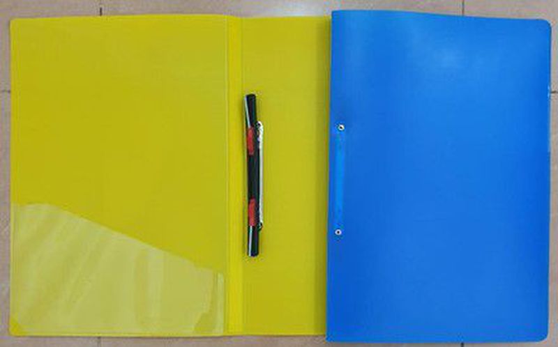 MAP PLASTIK SPRING FILE SIKA F4