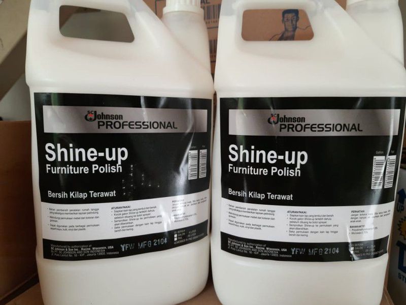 Shine Up Johnson 4 Liter Furniture Polish Pembersih kayu dan kulit - 4 ...