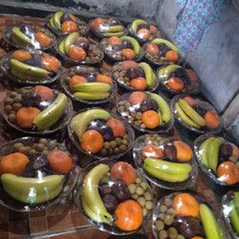 Buah Saji (Jeruk, pisang, salak dll)