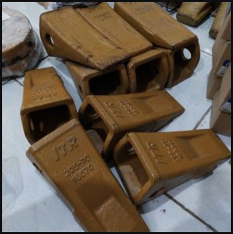 Tooth Edge (Backhoe Loader)