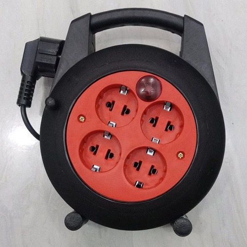 Box Kabel Kabel Roll 4 Lubang Cs 10 + Lamp (Colokan Listrik Box Kabel)