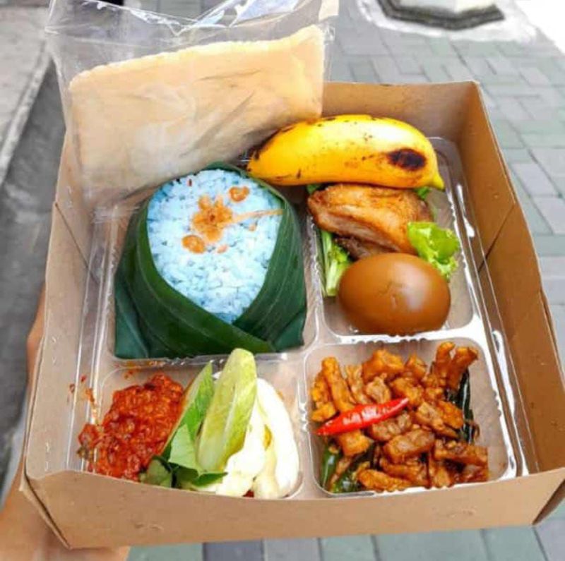 Nasi Box dan Snack