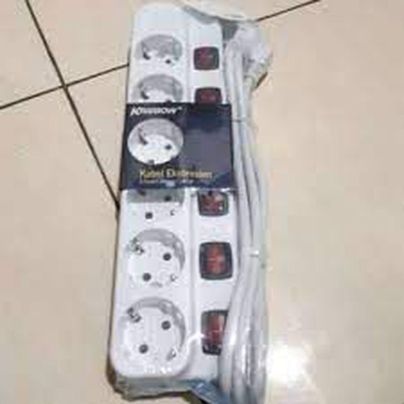 Colokan Kabel Ekstensial Krisbow isi 5 Outlet Dengan Saklar