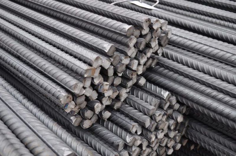 Besi Beton ukuran 10 mm Ulir