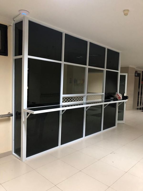 Pemasangan Loket Aluminium + Kaca