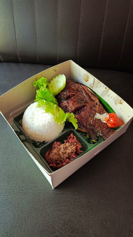 Paket Nasi Box 1