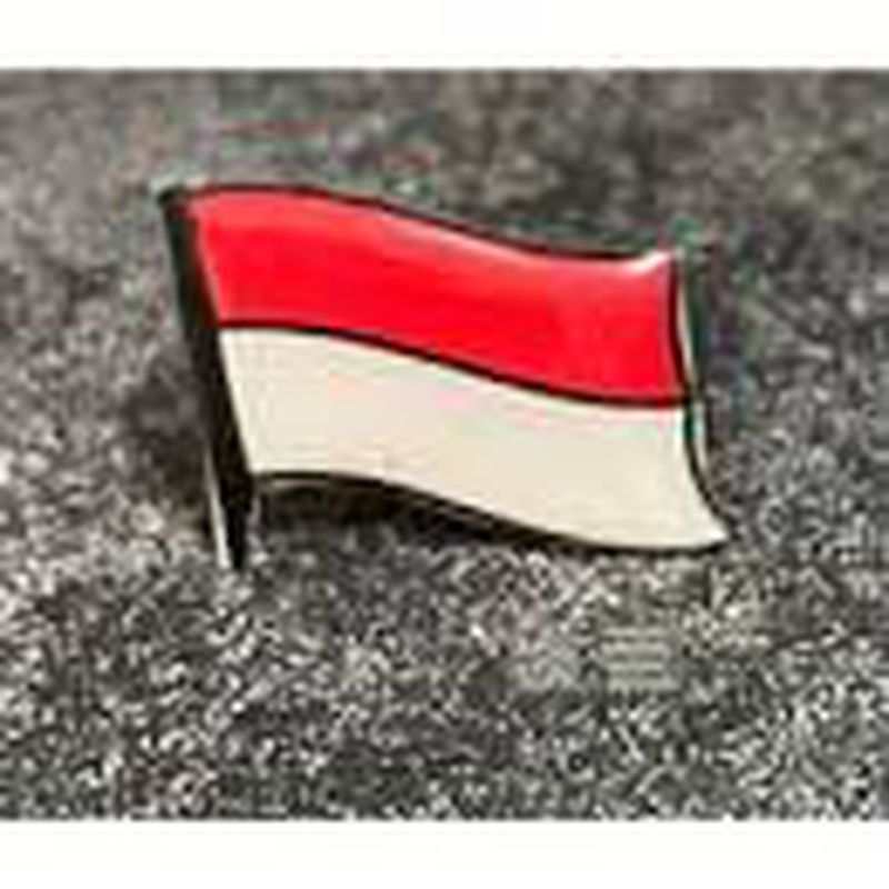 Pin HUT bendera merah putih