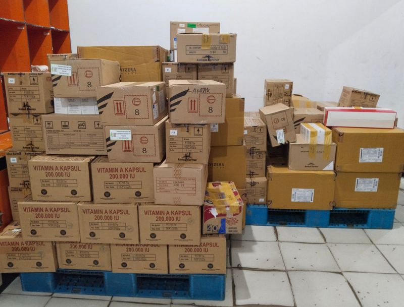 KIRIMAN KARGO POS COLLY BESAR PONTIANAK-LANDAK