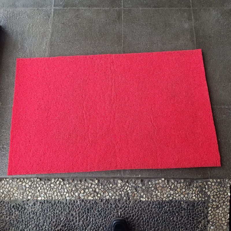 Keset Serabut Merah