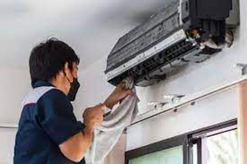 Service AC Split Kantor