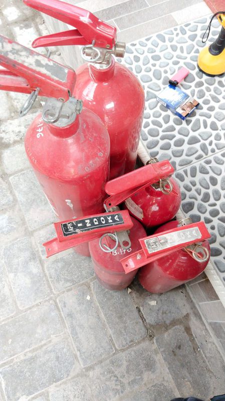 ISI ULANG / REFILLING / MAINTENANCE ALAT PEMADAM API / APAR MEDIA CO2 ...