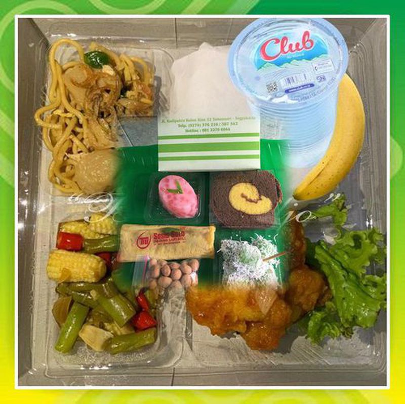 Nasi Box + Snack + Air Mineral