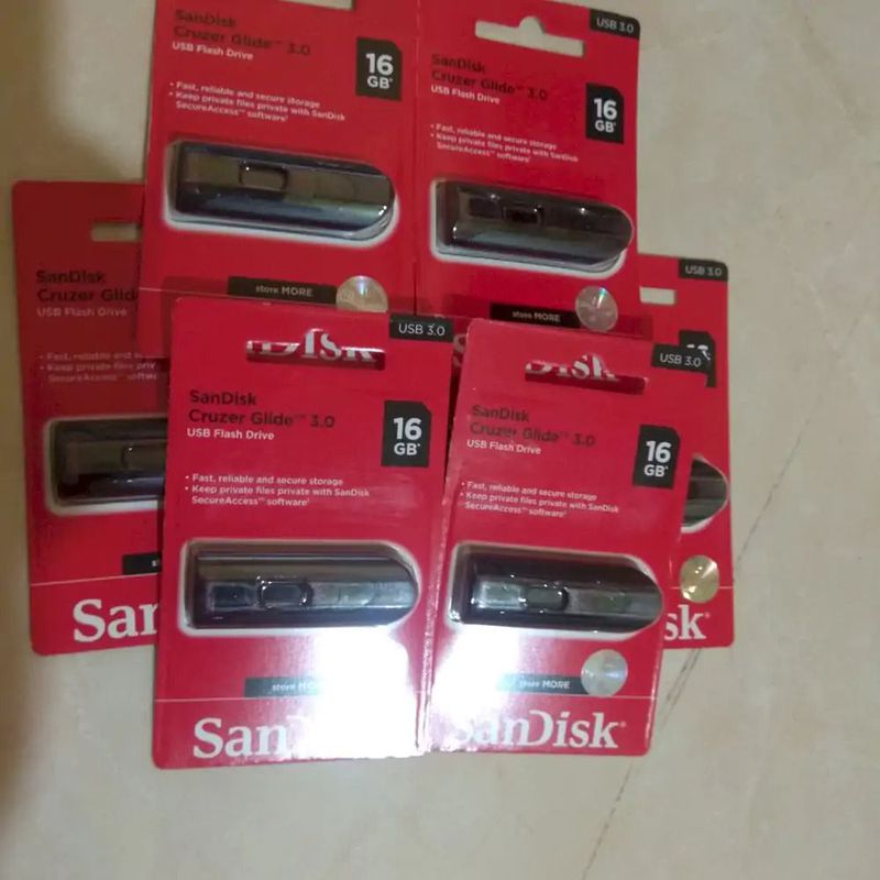 USB/FLASH DISK 16 GB