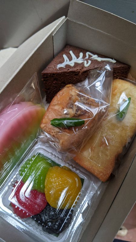 snack box rapat paket c