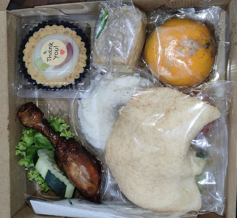 Paket Nasi Box dan Snack Box Varian B3