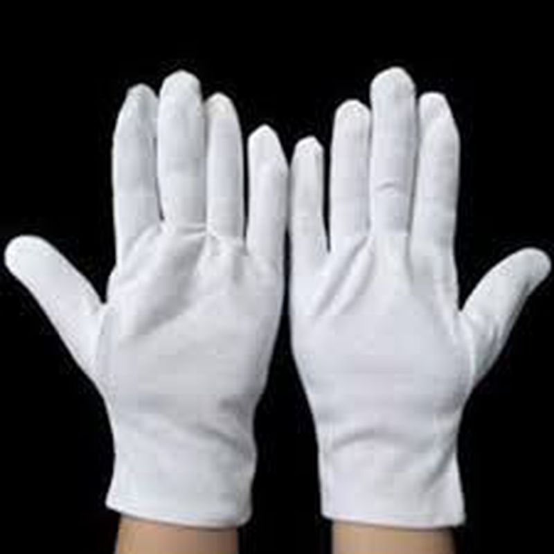 Sarung tangan putih