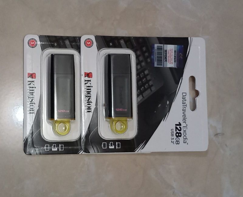 Kingston Flashdisk 128 GB