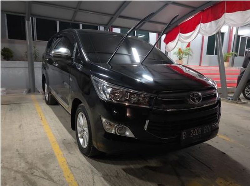 Rental Mobil Inova Reborn / Per Bulan