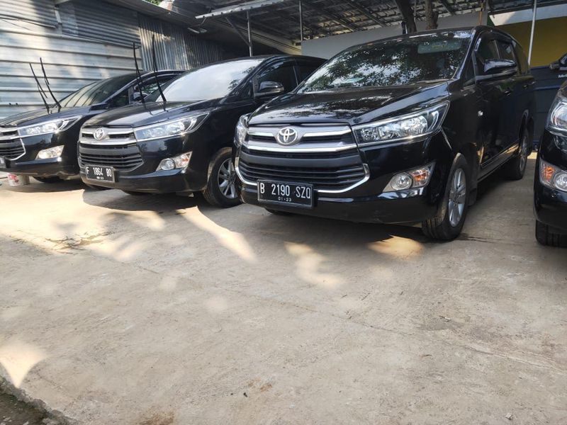 Rental Mobil INOVA REBORN / Per Hari