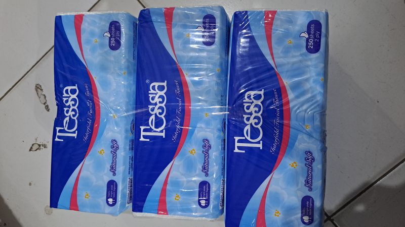 Tisu Kotak 250 sheet 2 ply