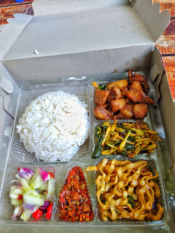 Nasi Box Babi Kecap