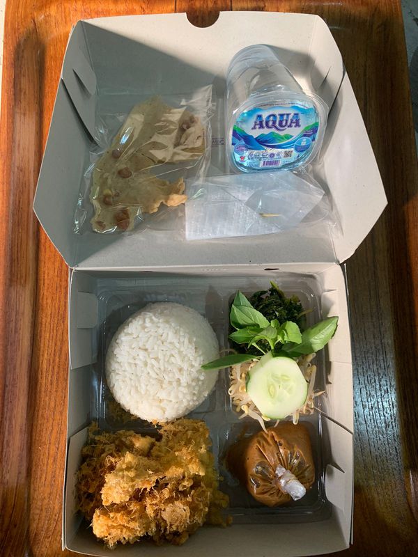 Nasi Pecel Ayam Goreng Kremes BOX