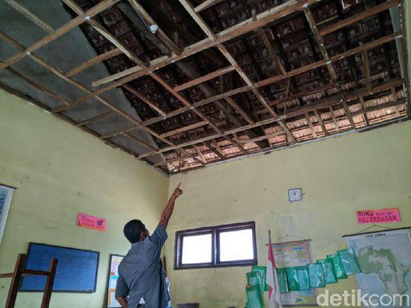 JASA PERBAIKAN ATAP DAN PLAFON