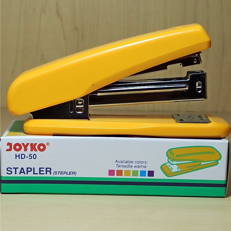 Staples Besar Joyko HD 50