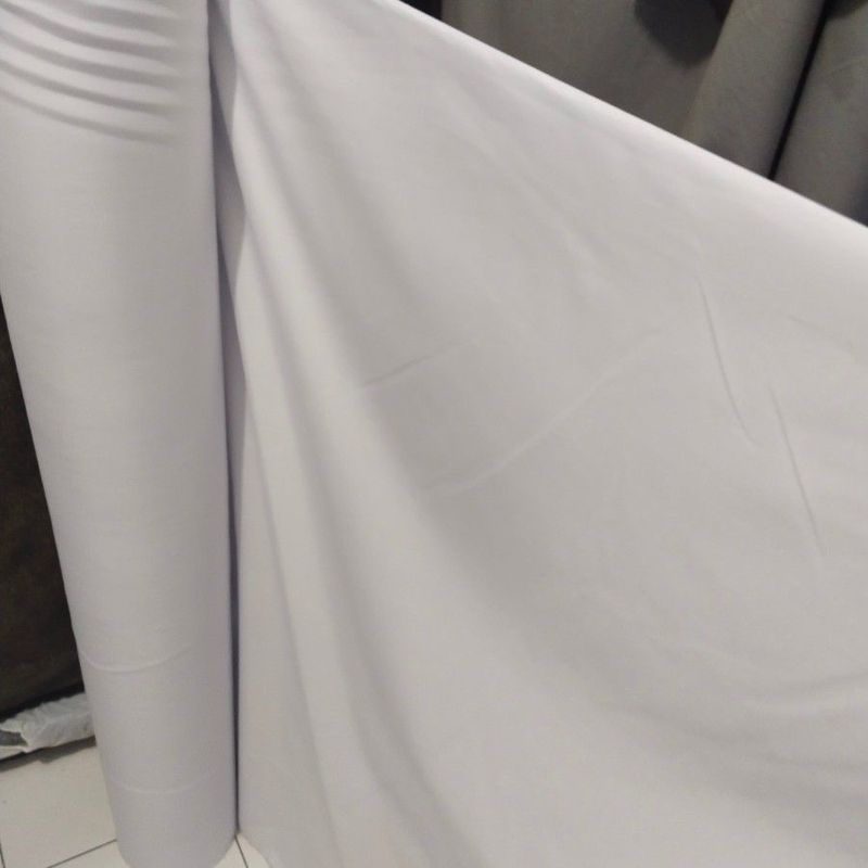 Kain katun putih polos