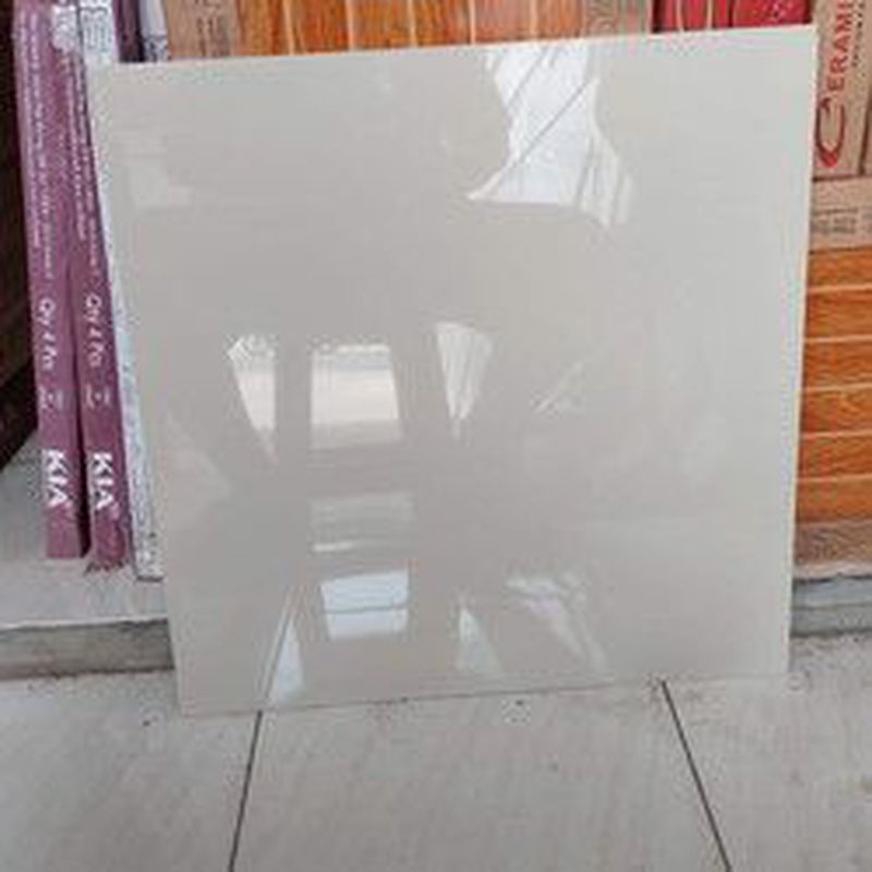 Tegel Keramin SNI 60 x 60 cm