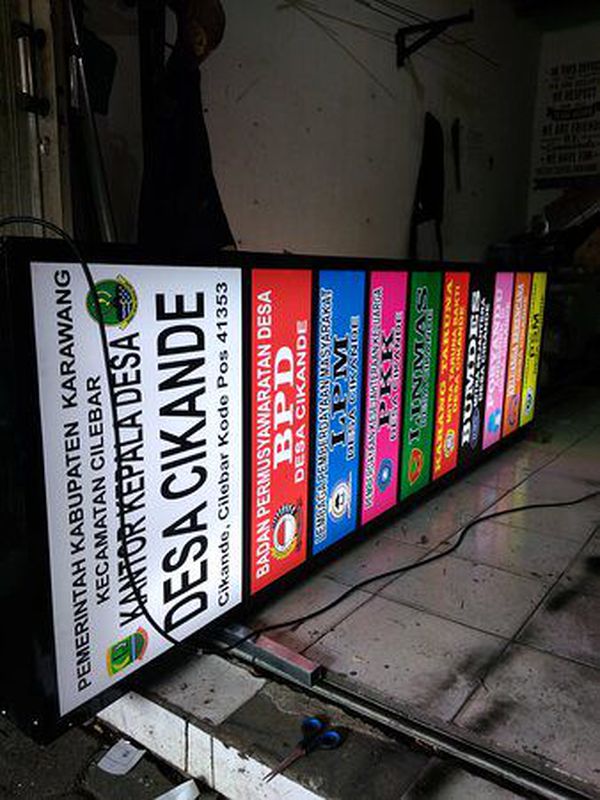 PEMELIHARAAN PLANG NEON BOX PUSKESMAS