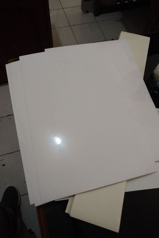 Kertas Stiker Vinyl Matte