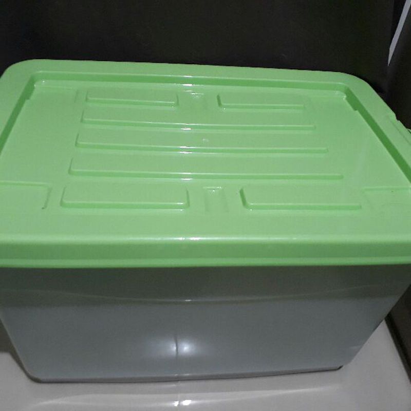 Box container kap 150 L,Bahan plastik lengkap tutup roda 4