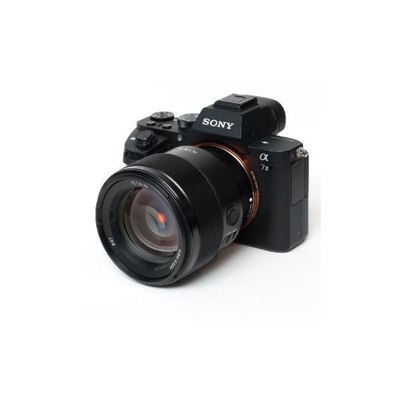 SONY Alpha 7 II Mirrorless Camera with FE 85mm f1.8 Lens