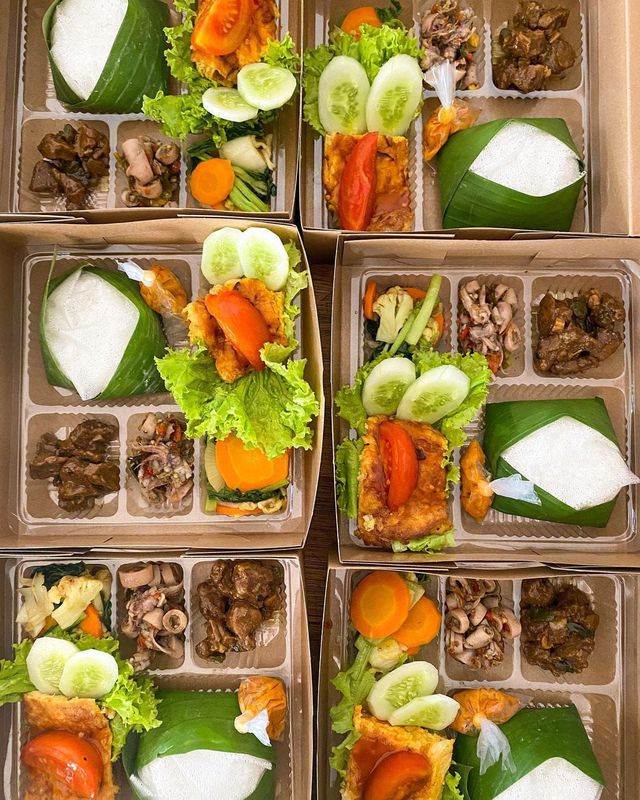 Paket Nasi box by Roti mulia