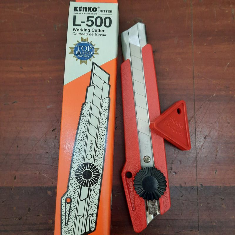 Cutter Merk Kenko L500