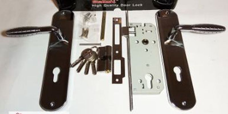 Kunci Pintu - Handle Pintu 1 Rumah /Kantor