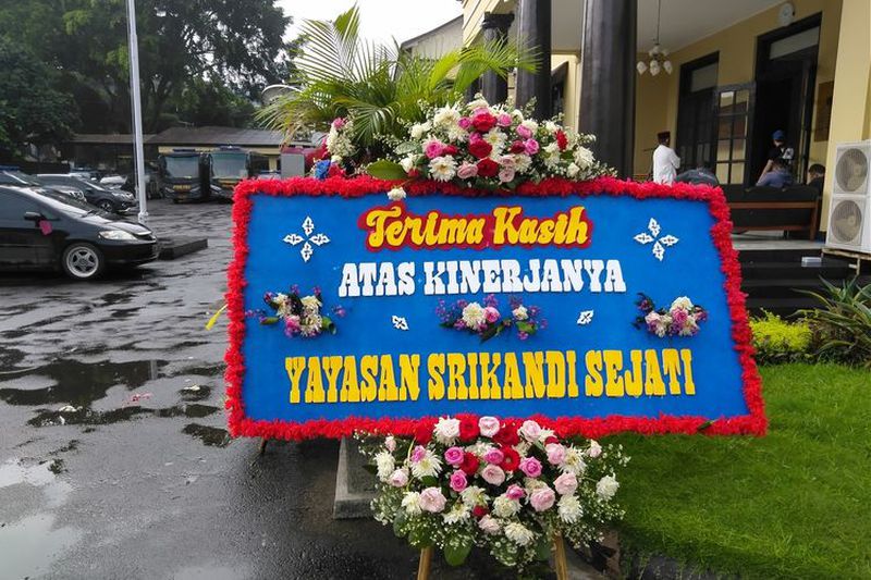 Karangan Bunga