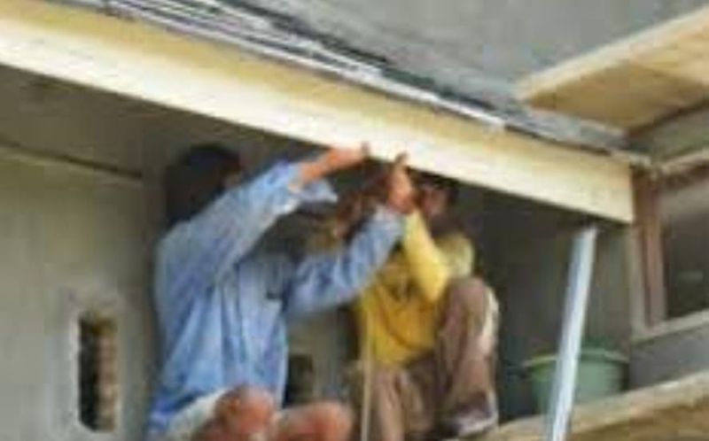 Pemasangan Lispang GRC pada gedung / rumah dan kelengkapannya (seng dan ...