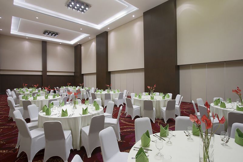 Fullboard - Paket Meeting Hotel Santika Palu