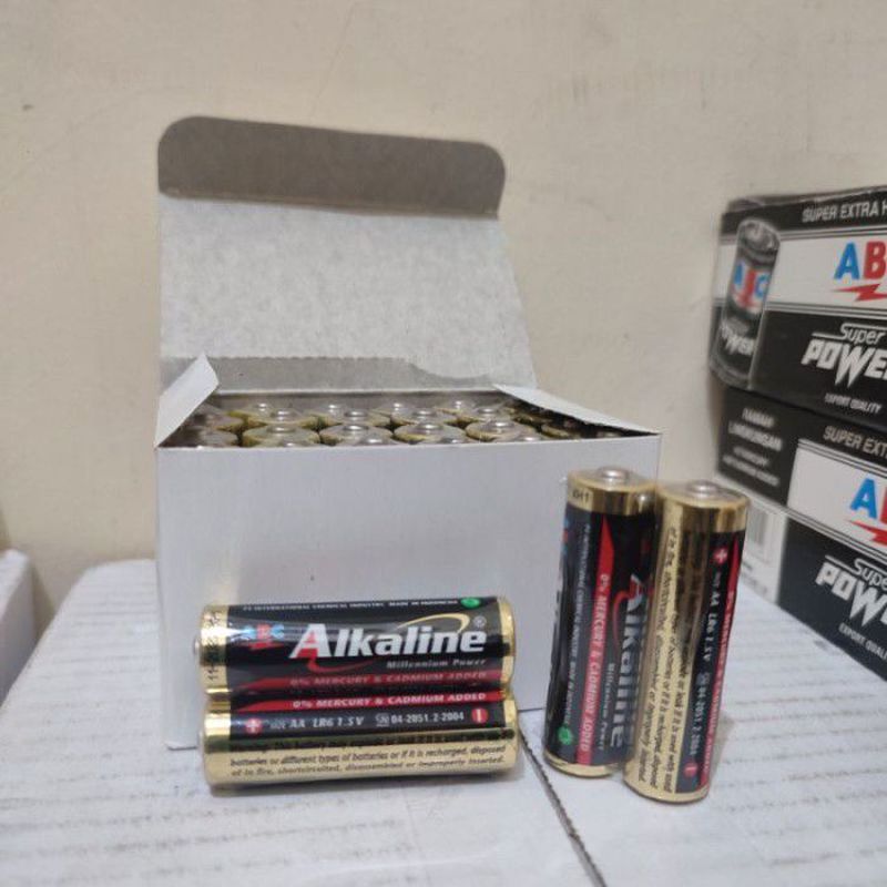 Batu Baterai Alkaline AAA 12 set