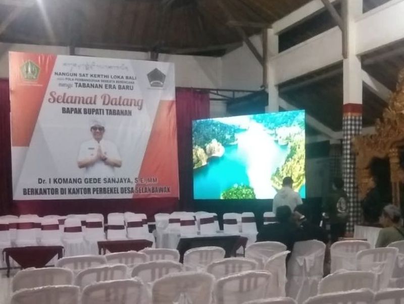 Sewa Peralatan Mainframe (LED 2x3)