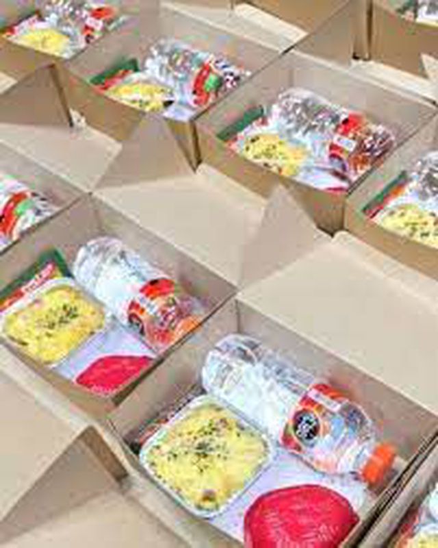 Snack / Kue Basah berbagai varian Rp. 14.000 / kotak